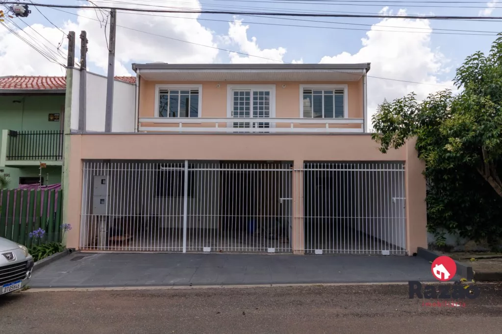 Sobrado para alugar - SITIO CERCADO, Curitiba 130m² | 4 quartos, 2 vagas